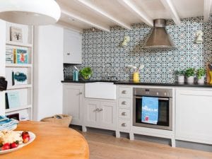 Inside a thatched coastal cottage with a modern twist - Goodhomes ...
