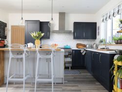 Sort Your Life Out with Dilly Carter's 8-step decluttering plan ...