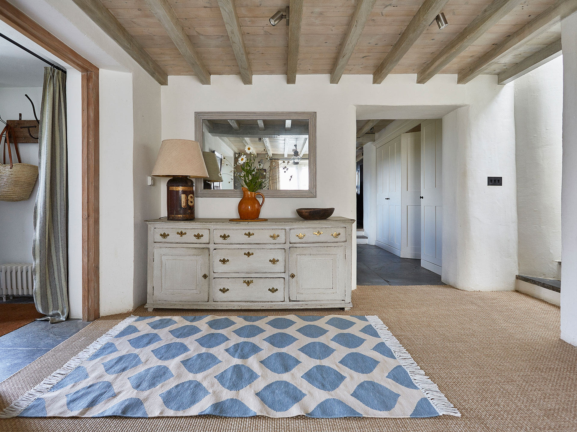 Home interiors: how to choose the right rug - Goodhomes Magazine ...