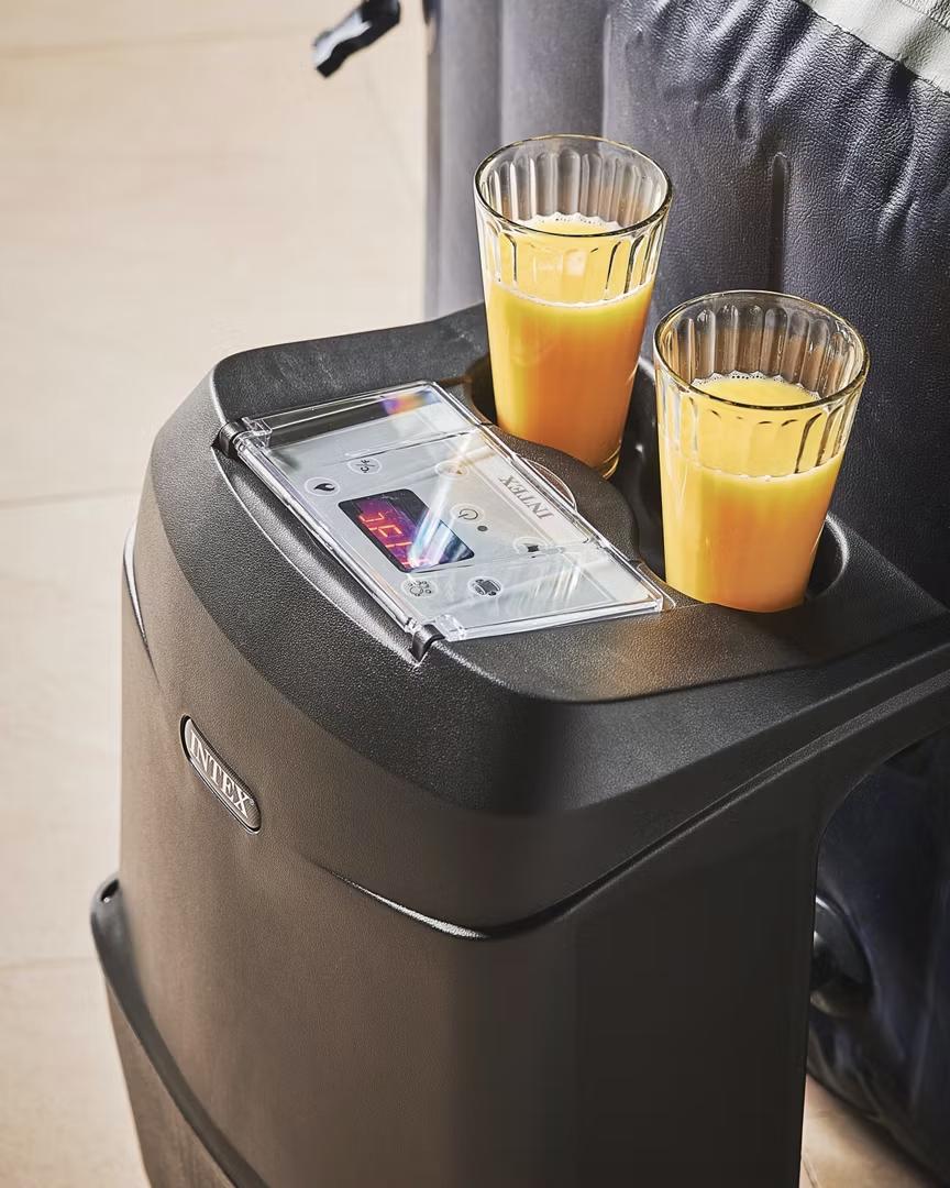 Aldi's iconic sell-out spa pool is BACK - but be quick - Goodhomes ...